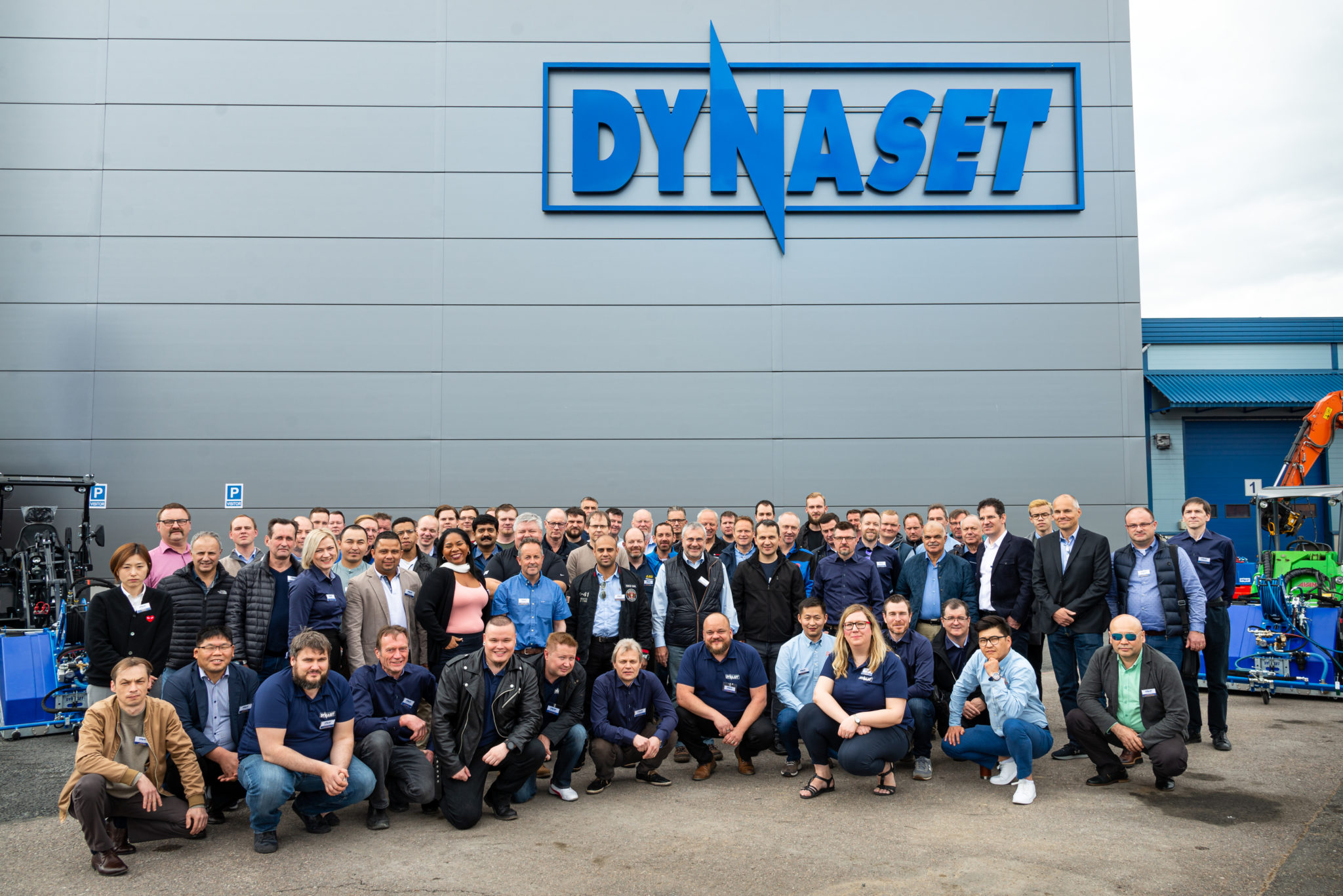 Onboard Generator for Powering Tools and Equipment – DYNASET
