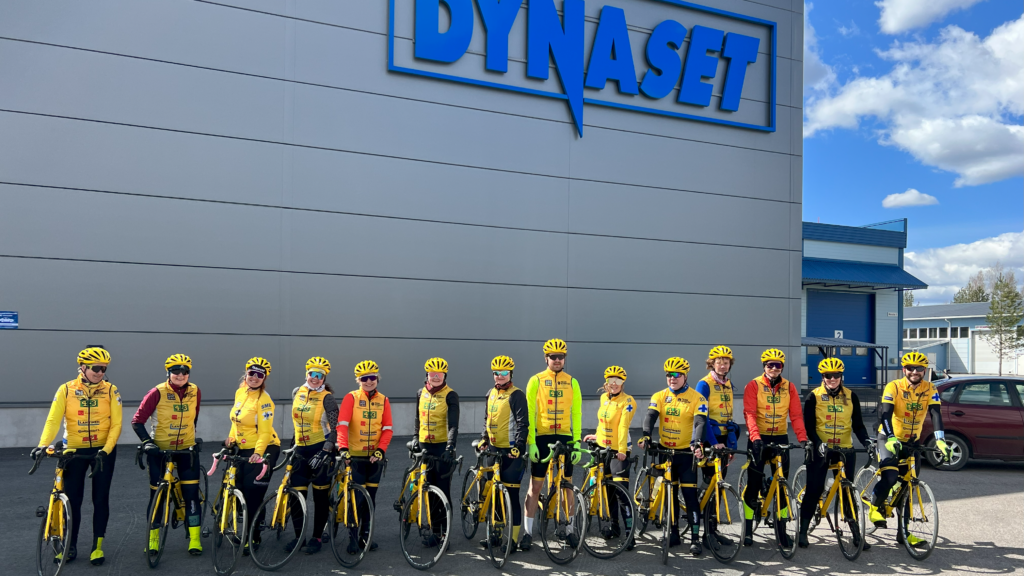 Travelogue: Biking to Paris with DYNASET Service Vehicle – DYNASET